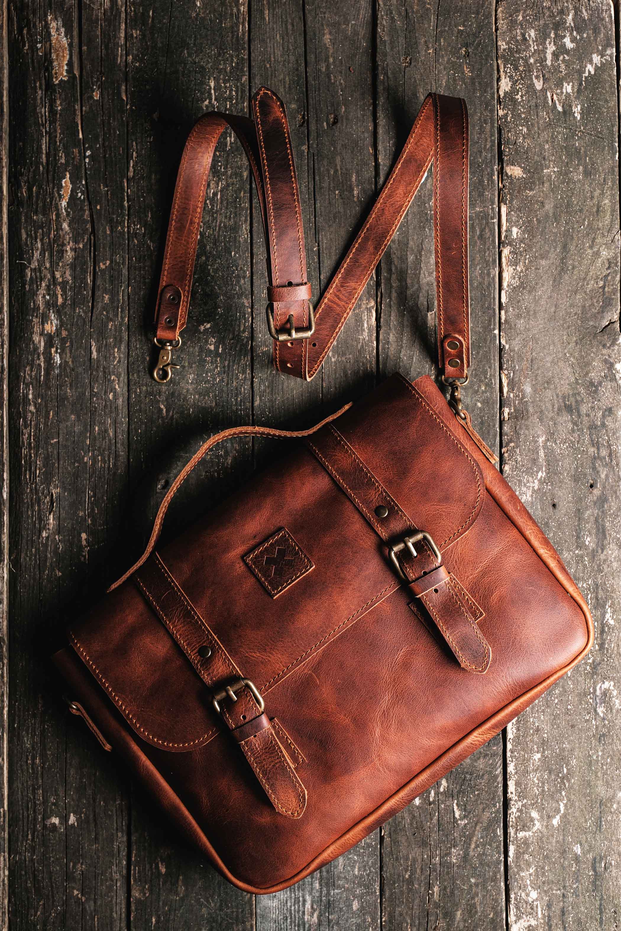 Deri PassengerBag – Kolektif Tasarım